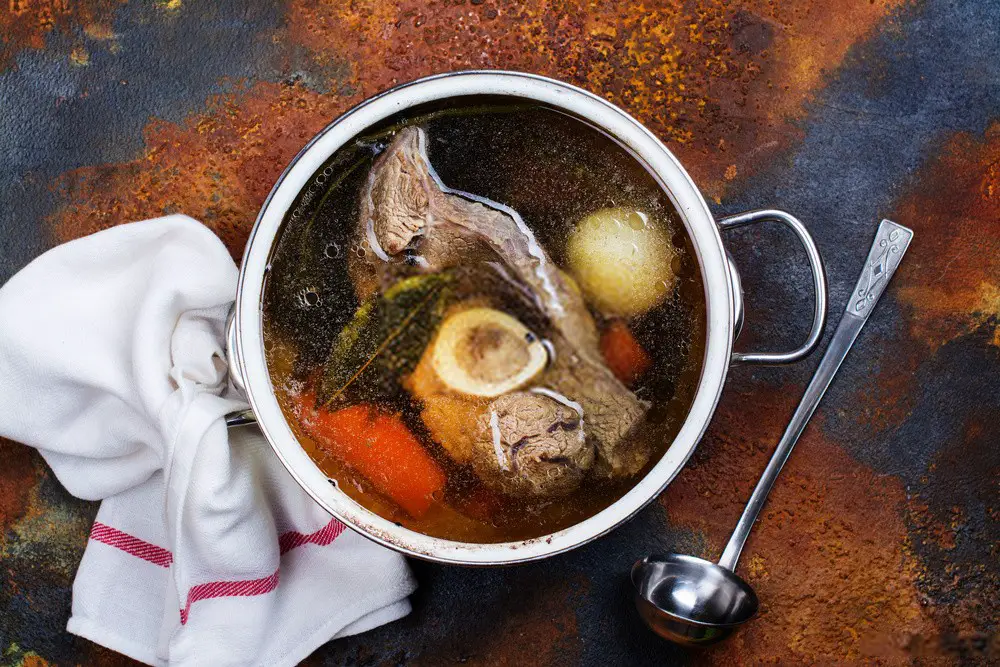 Meat Broth Authentic Italian Recipes PizzaCappuccino meat-broth-authentic-italian-recipes-pizzacappuccino
